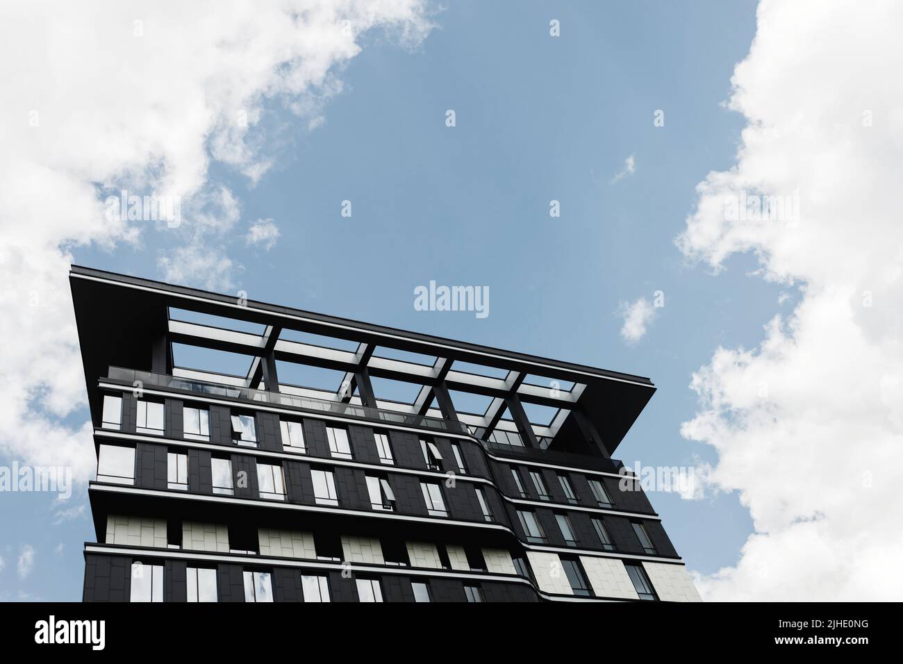 Modern office building. Exterior Skyscraper Stock Photo - Alamy