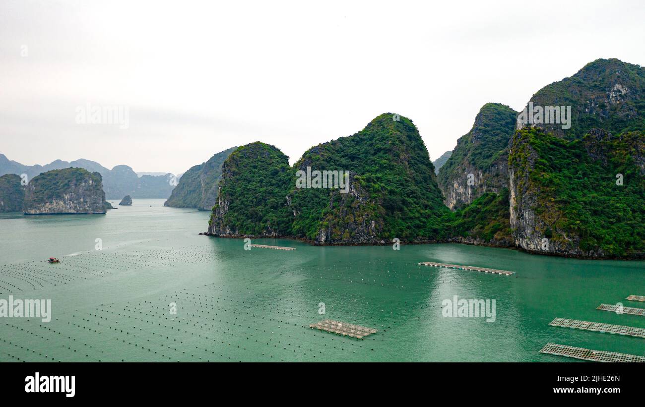 The Pearl Oyster Farm at Ha Long Bay, Vietnam Stock Photo - Alamy