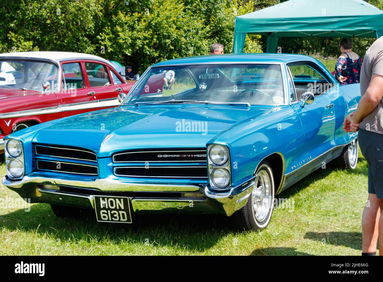 1960s vintage blue Pontiac bonneville Stock Photo - Alamy