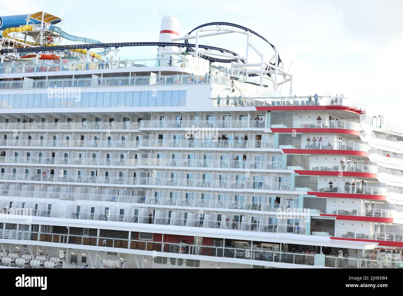 Carnival lines first LNG powered cuise vessel Mardi Gras berths at ...