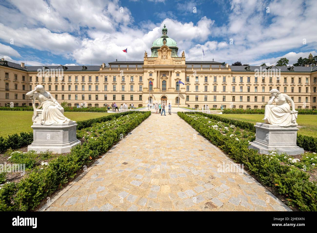 16 7 2022 hi-res stock photography and images - Alamy