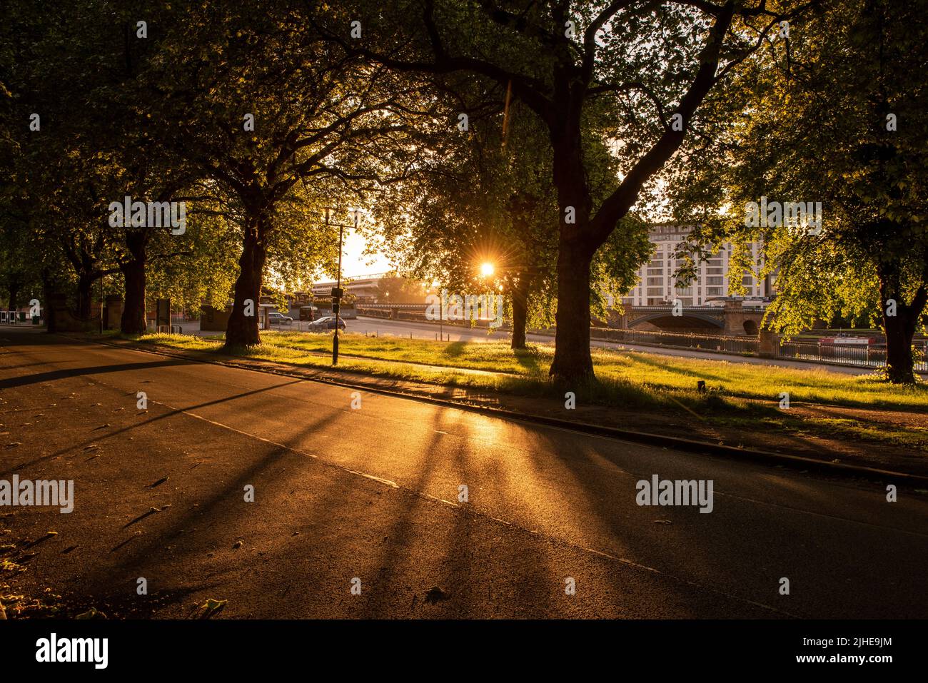 Sunrise by the River Trent at Victoria Embankment Nottingham ...
