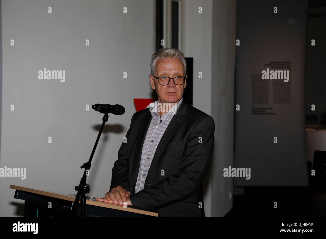 Dr. Jasper v. Richthofen (Direktor der Görlitzer Sammlungen) bei der ... Dr. Jasper v. Richthofen (Direktor der Görlitzer Sammlungen) bei der ...