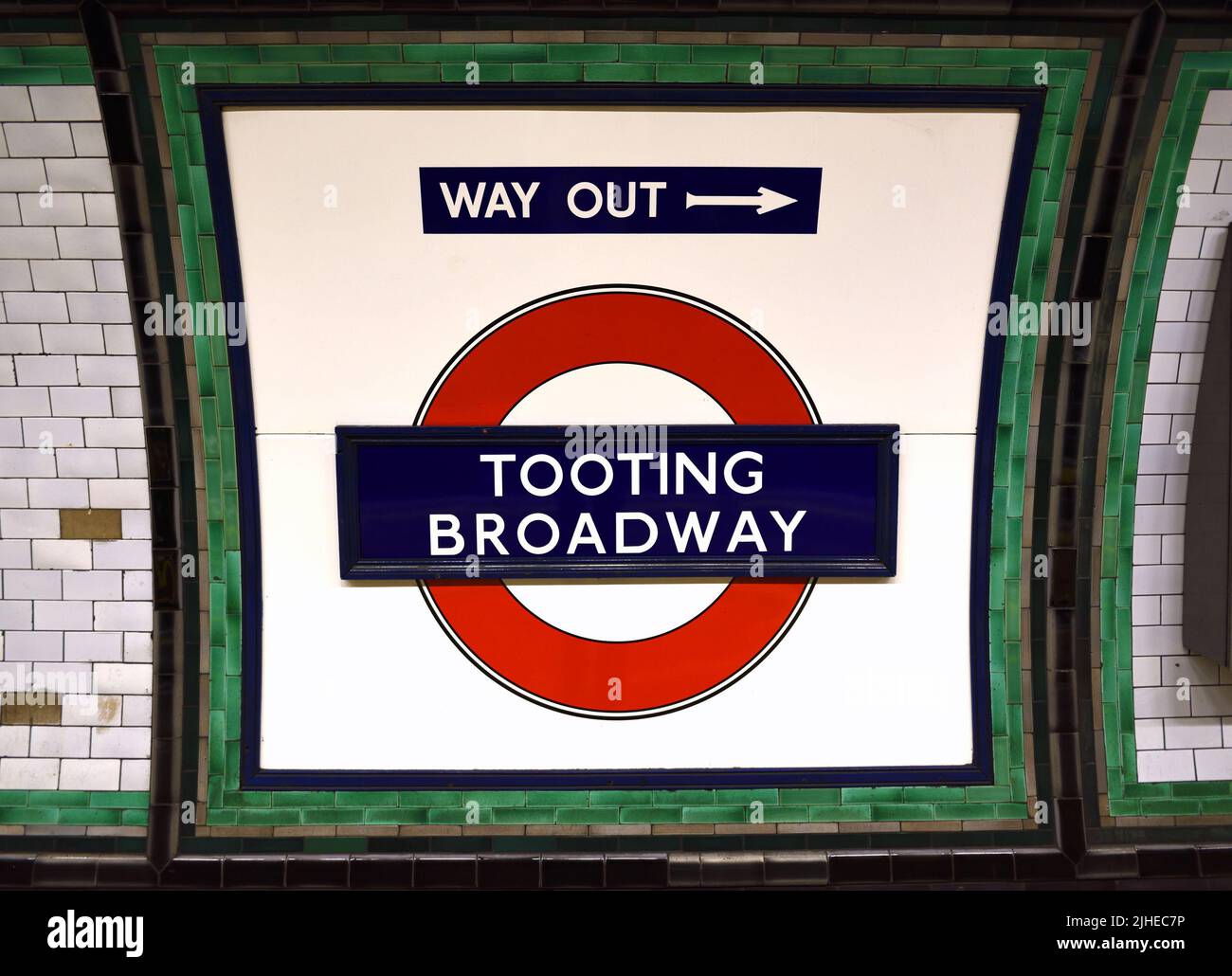 London, England, UK. Tooting Broadway underground Station Stock Photo ...