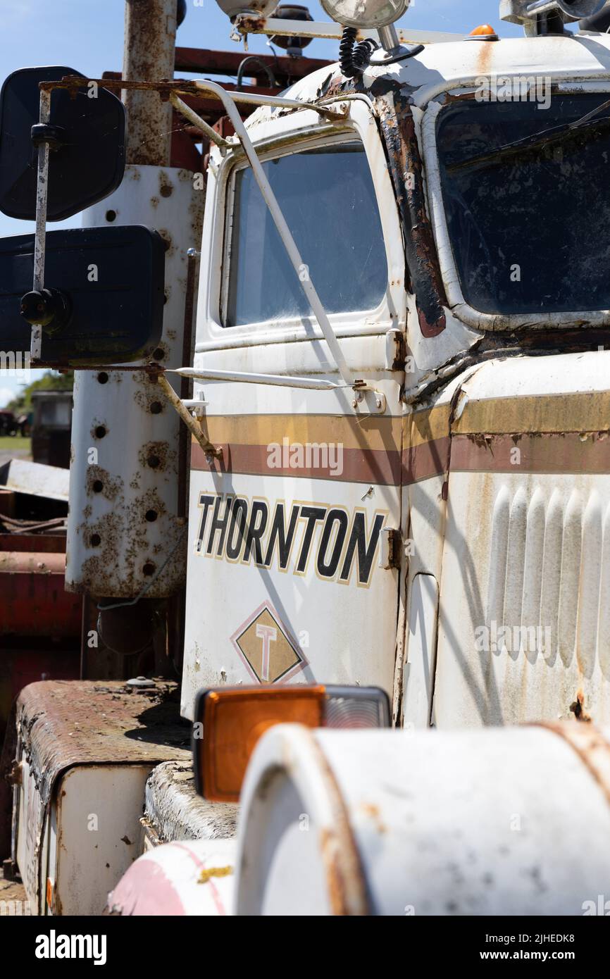 Heavy recovery truck hi-res stock photography and images - Alamy