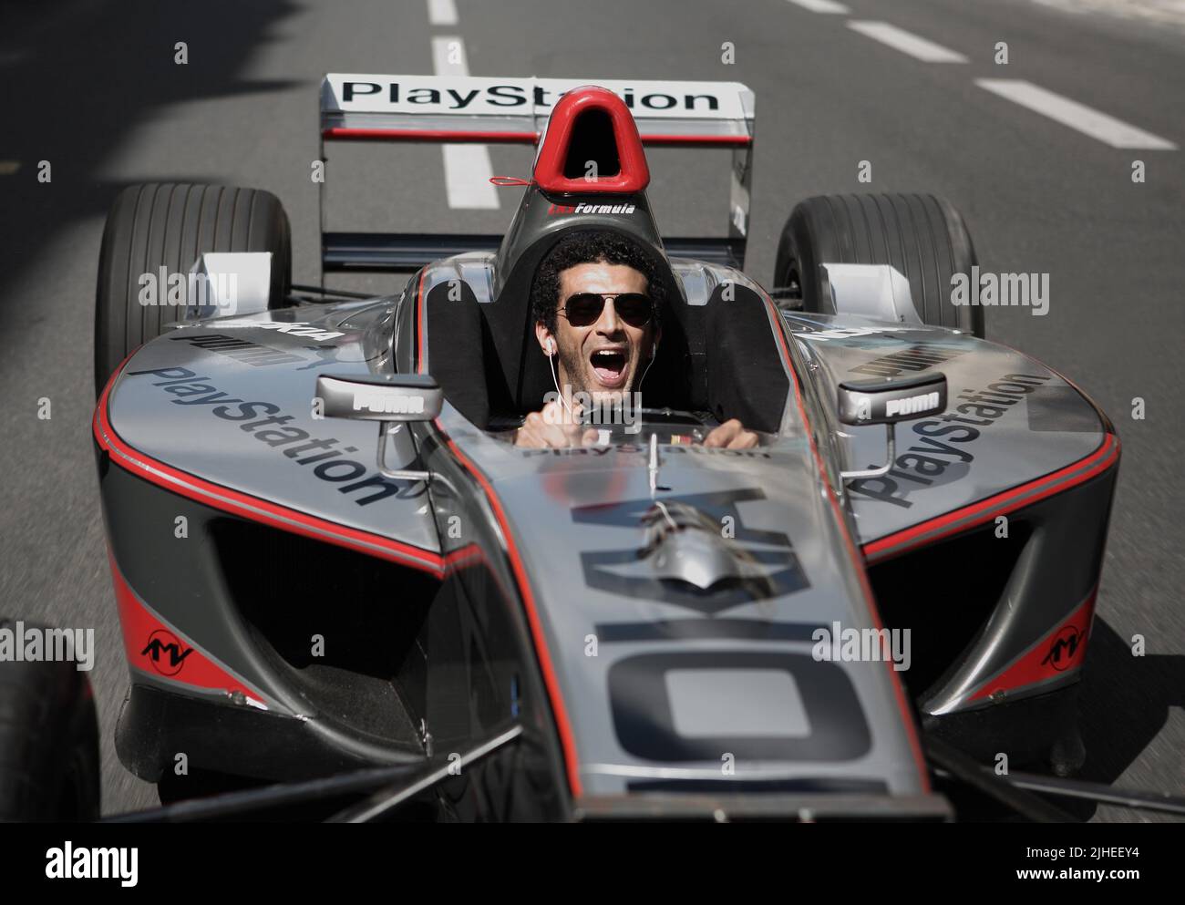 Seuls Two Year : 2008 France Ramzy Bedia Director : Eric Judor, Ramzy ...