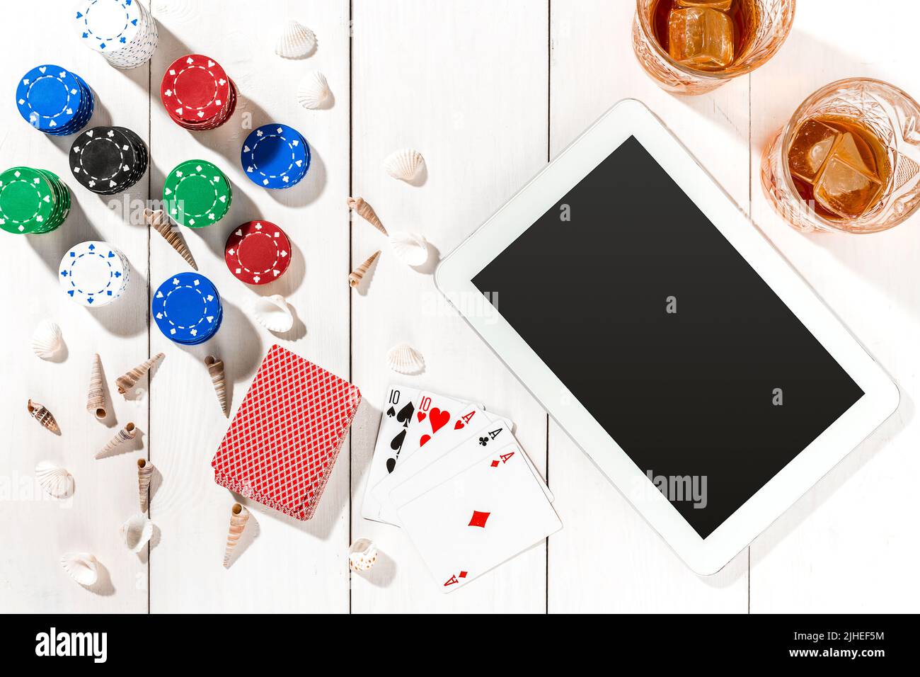 Post blog social media poker. Banner template layout mockup for online ...