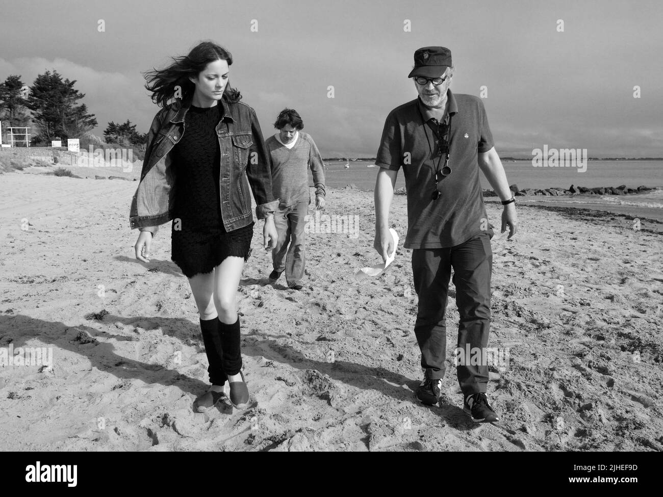 Les Fantomes d'Ismael Year : 2017 France Director : Arnaud Desplechin ...