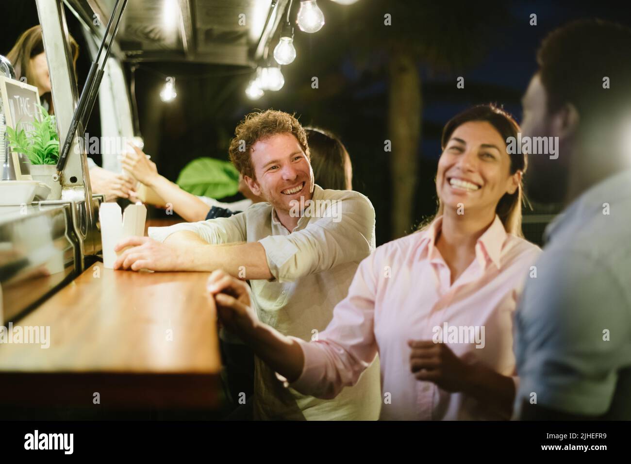 Free food truck hi-res stock photography and images - Alamy