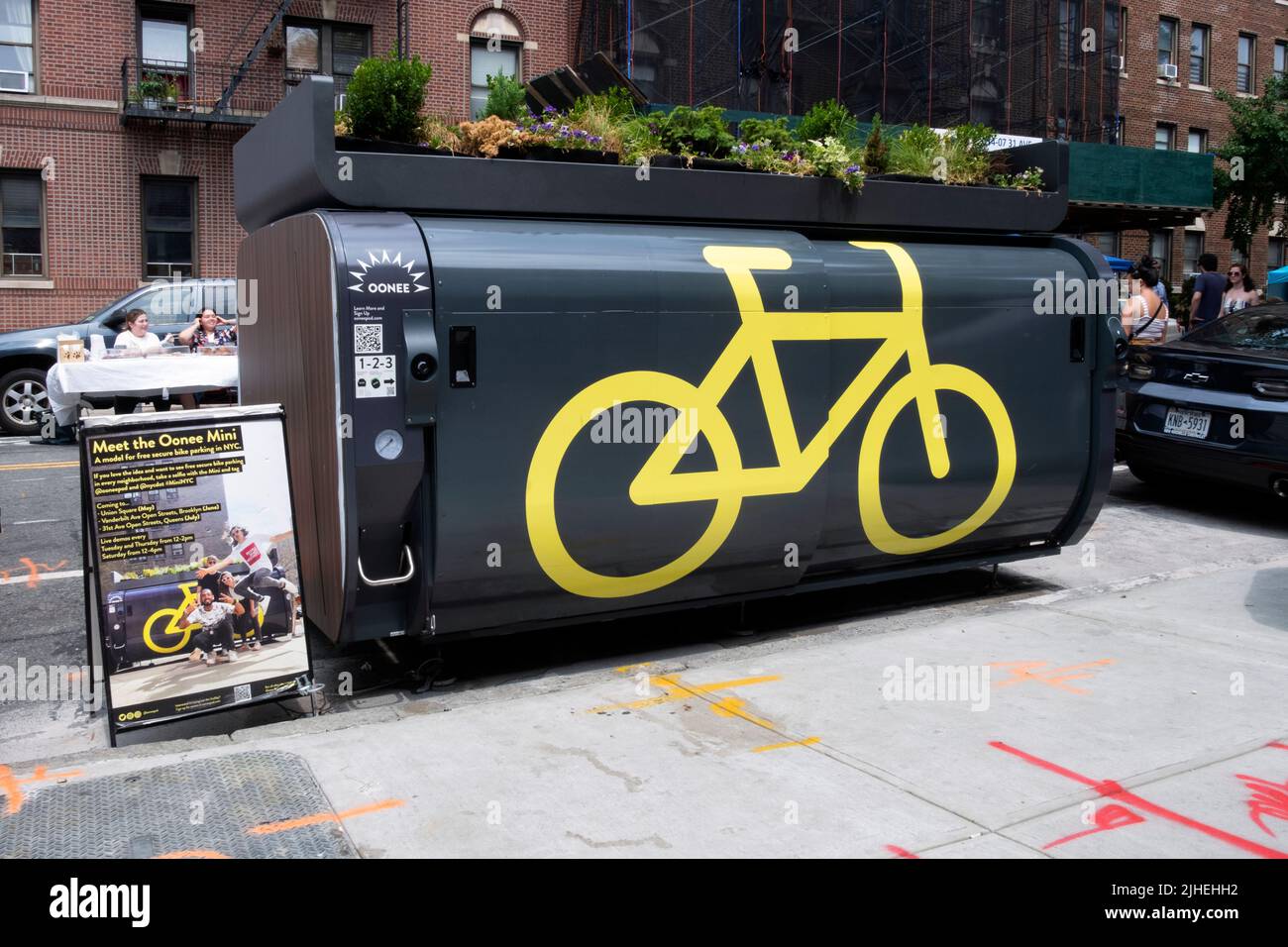 An Oonee MIni bike pod, a secure parking place for 10 bikes in the area ...