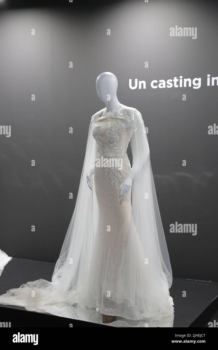 SI Sposaitalia fashion fair, Milano: bridal white dresses shown in ...