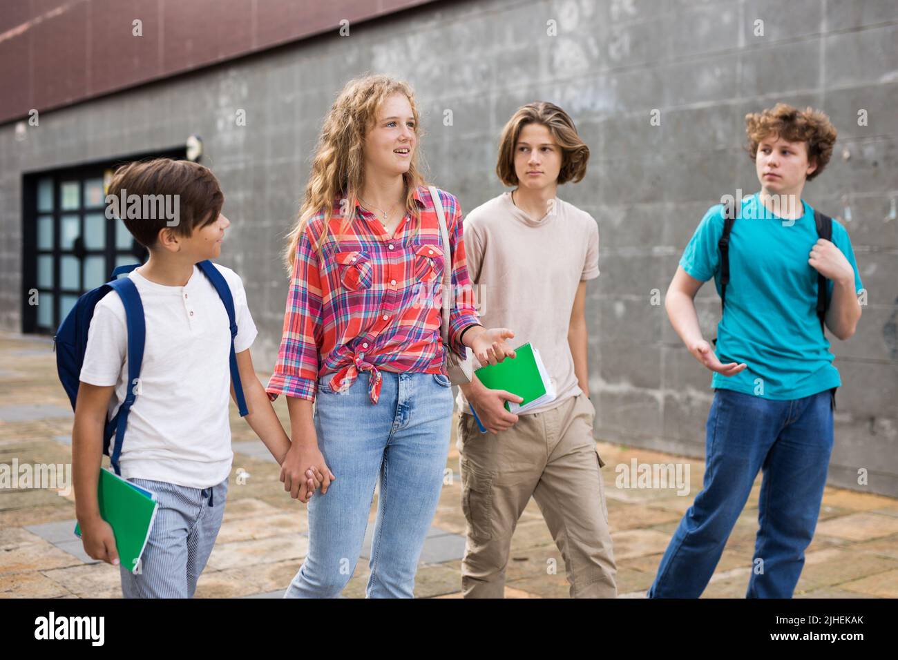 Schoolbag campus hi-res stock photography and images - Alamy