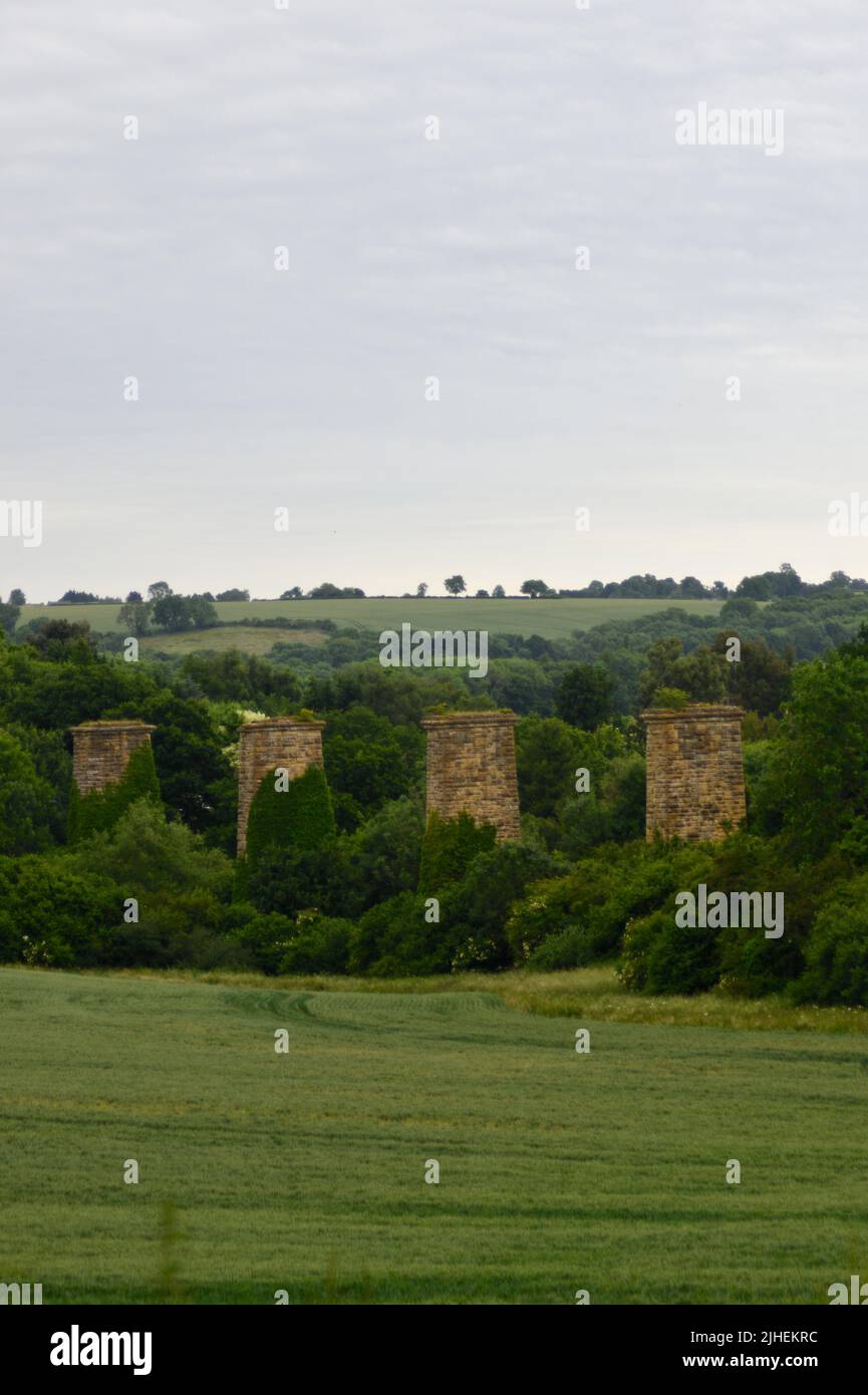 Hook Norton Viaduct in the Summer Oxfordshire England uk Stock Photo ...