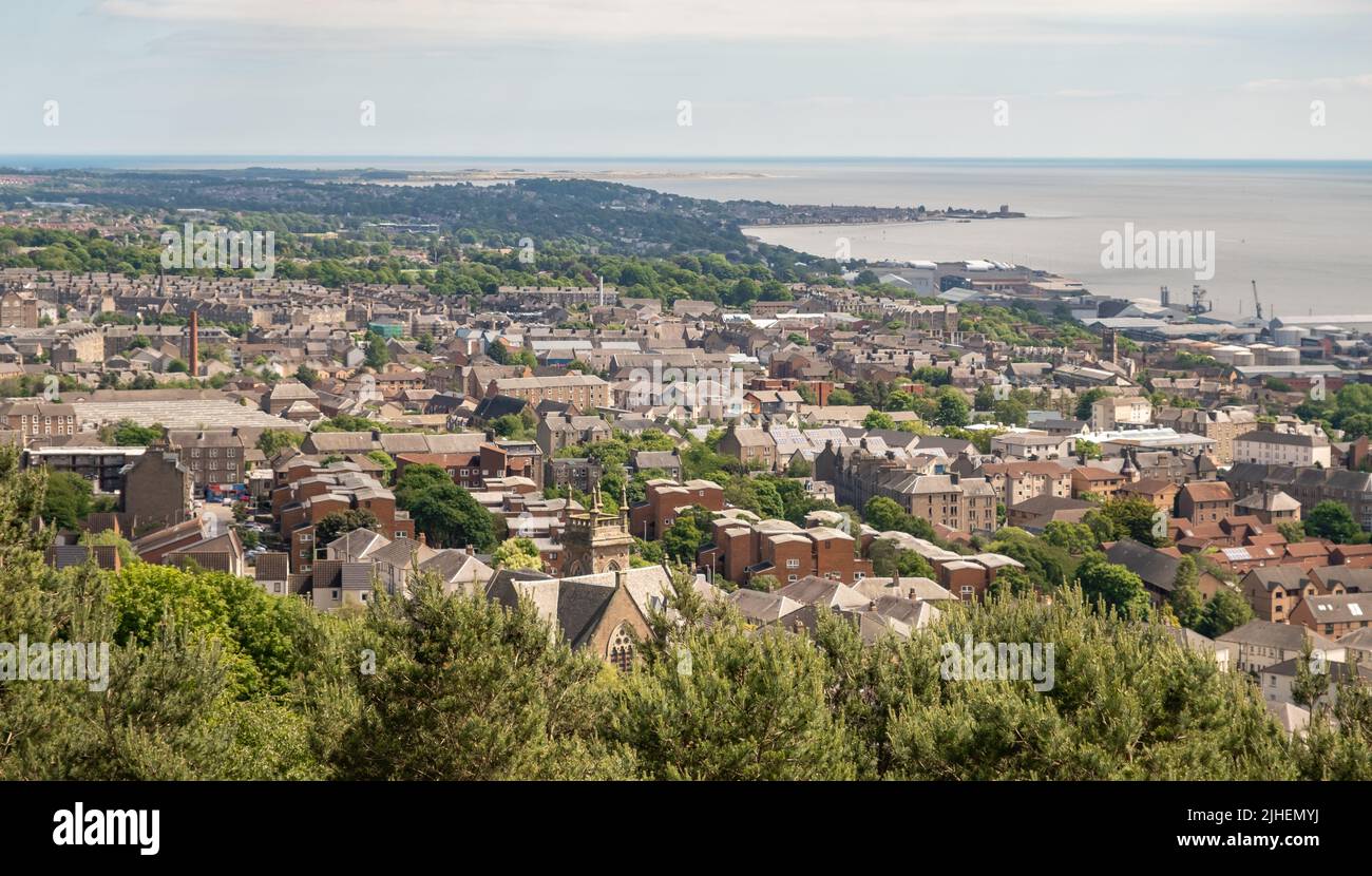 Dundee, scotland summer skyline hi-res stock photography and images - Alamy