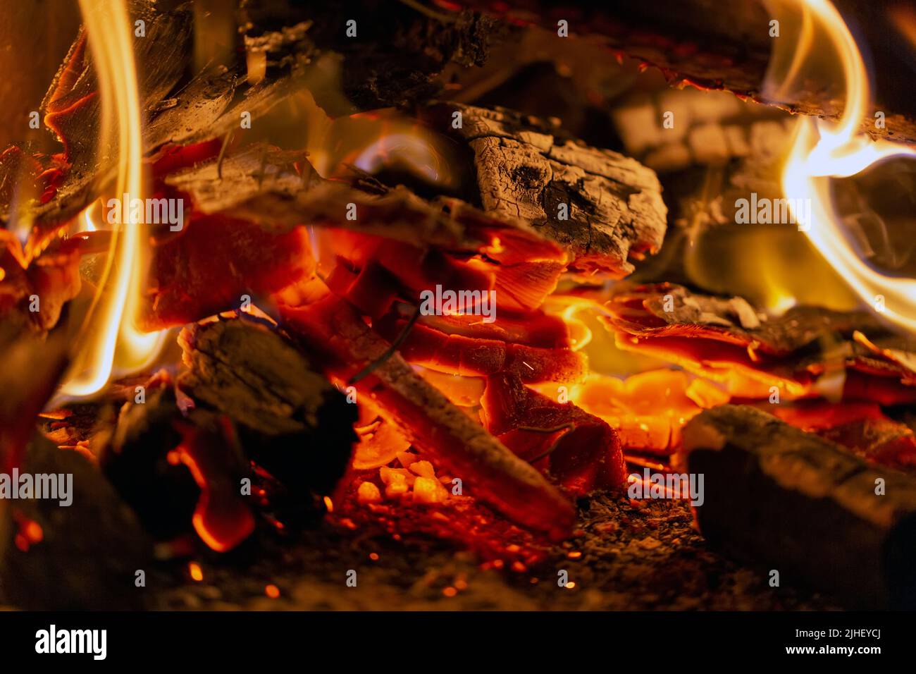 Fire embers ash on burning hi-res stock photography and images - Alamy