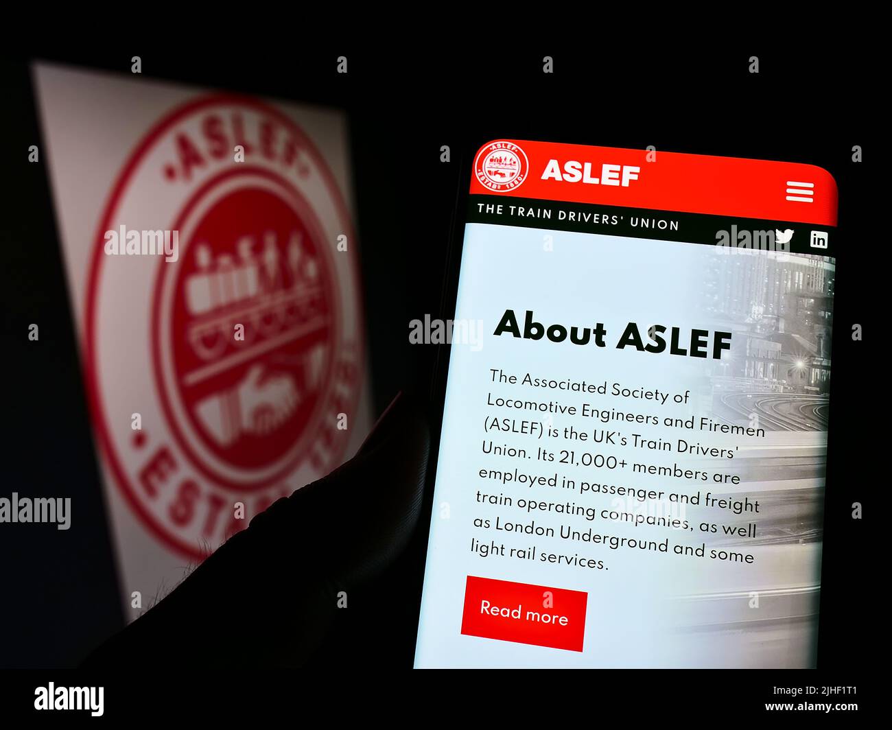 Fireman logo hi-res stock photography and images - Alamy