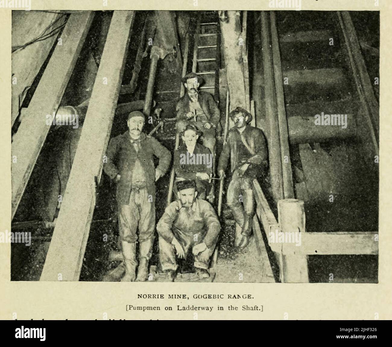 Lake in mine hi-res stock photography and images - Alamy