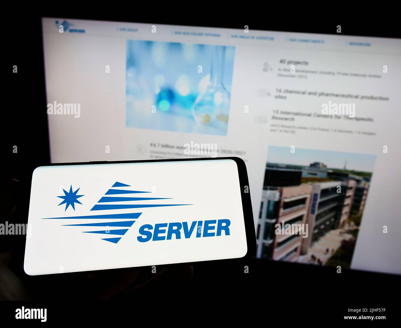 Les laboratoires servier sas hi-res stock photography and images - Alamy