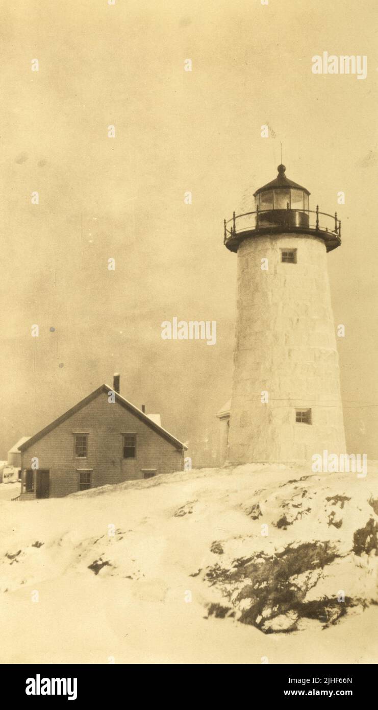 Libby Island -- Maine. View of light tower and Keepers dwelling, NE ...