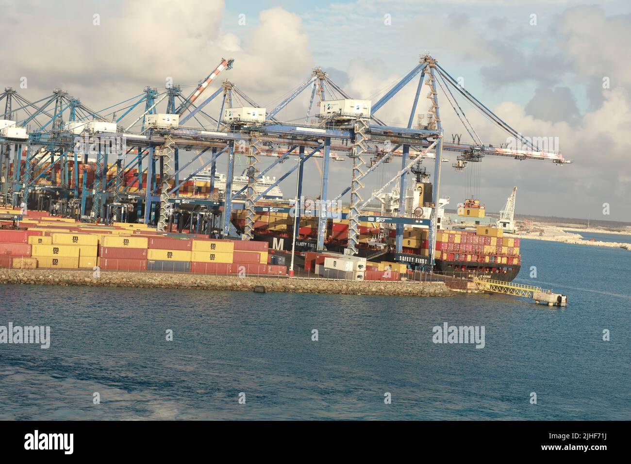 Freeport bahamas aerial hi-res stock photography and images - Alamy