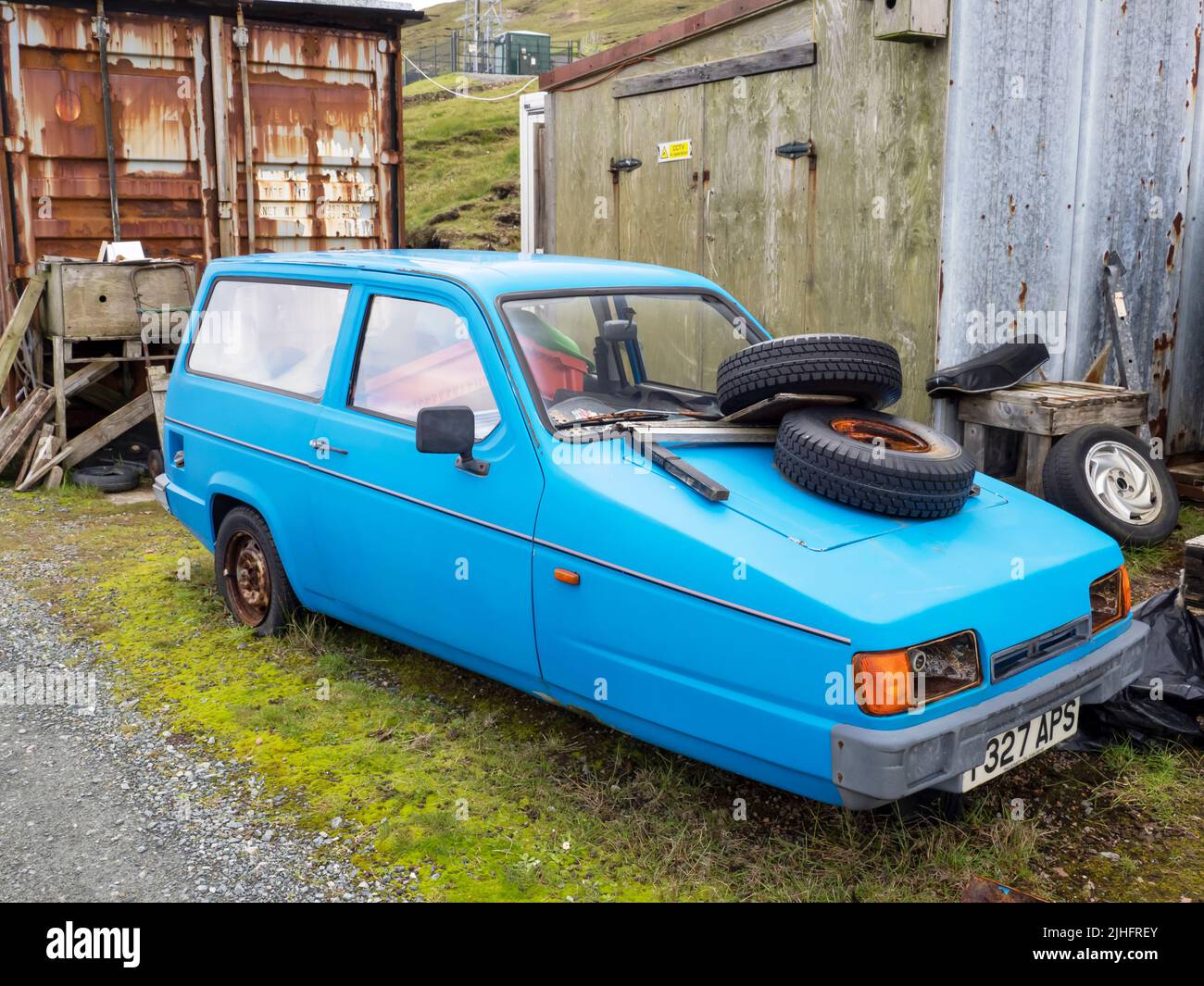 An old abandoned Reliant Robin on a croft at Ronas Voe near Hillswick ...