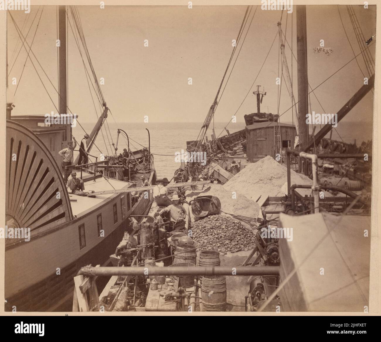 Fourteen foot bank lighthouse hi-res stock photography and images - Alamy