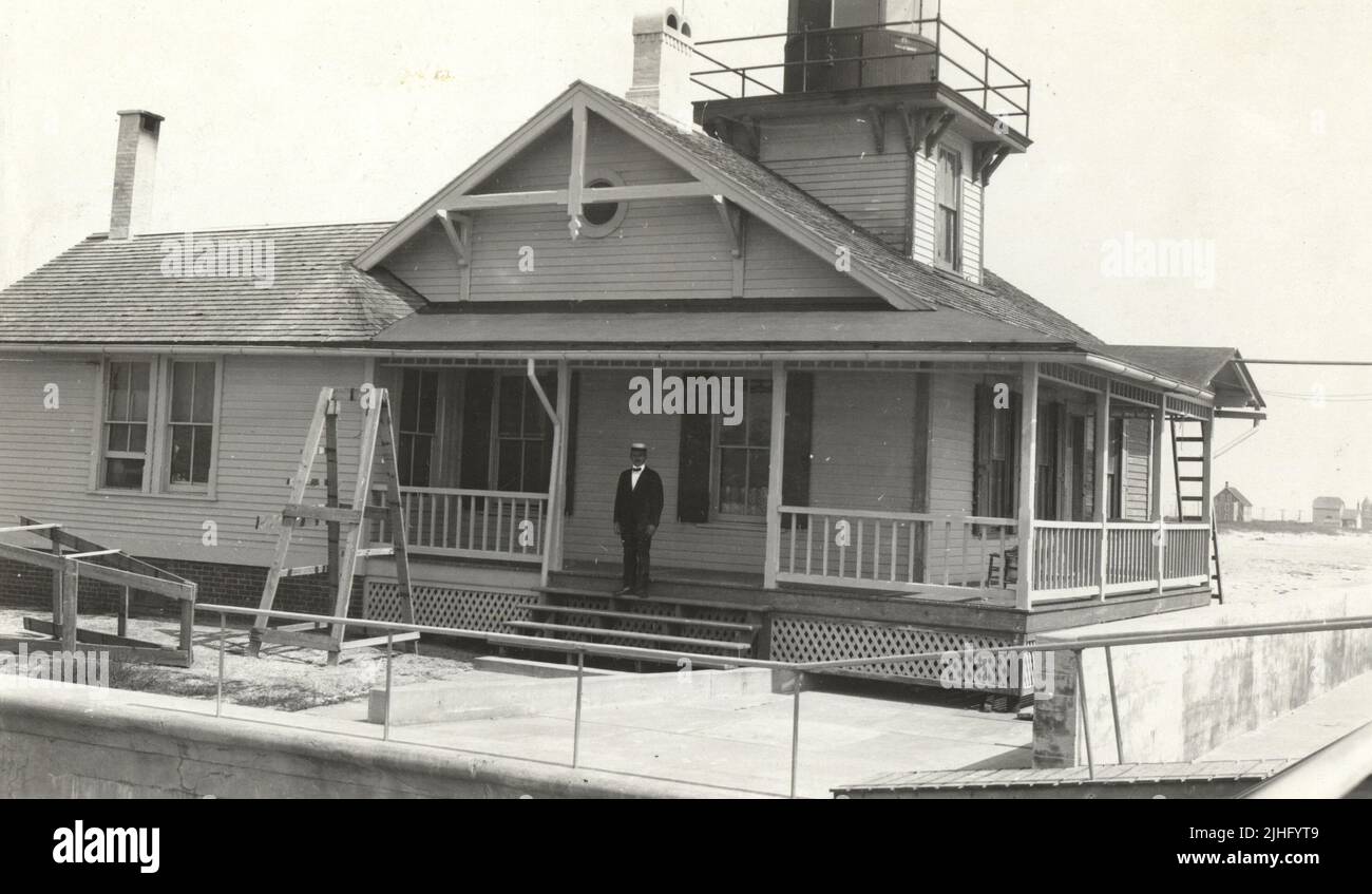New Jersey - Ludlam Beach. General view of station looking N from end ...