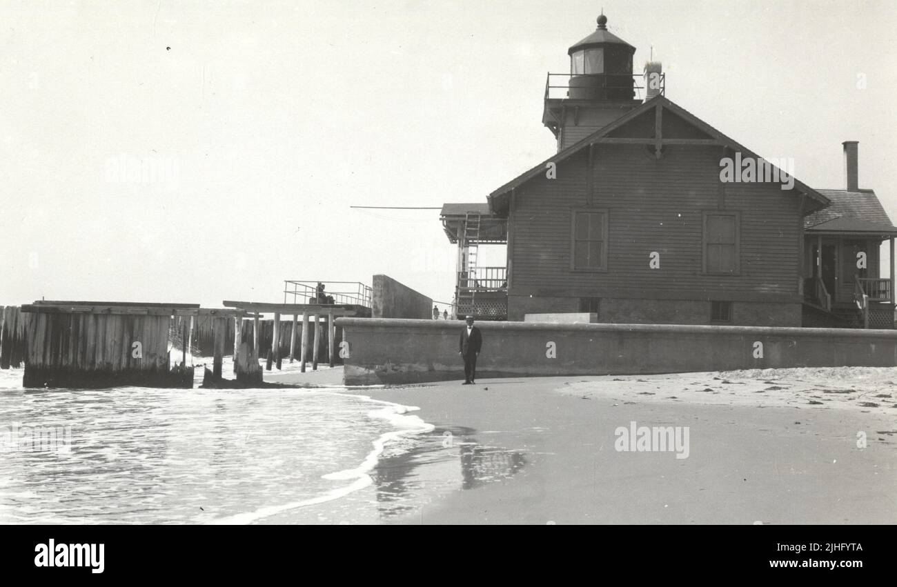 New Jersey - Ludlam Beach. General view of station looking SSW from ...