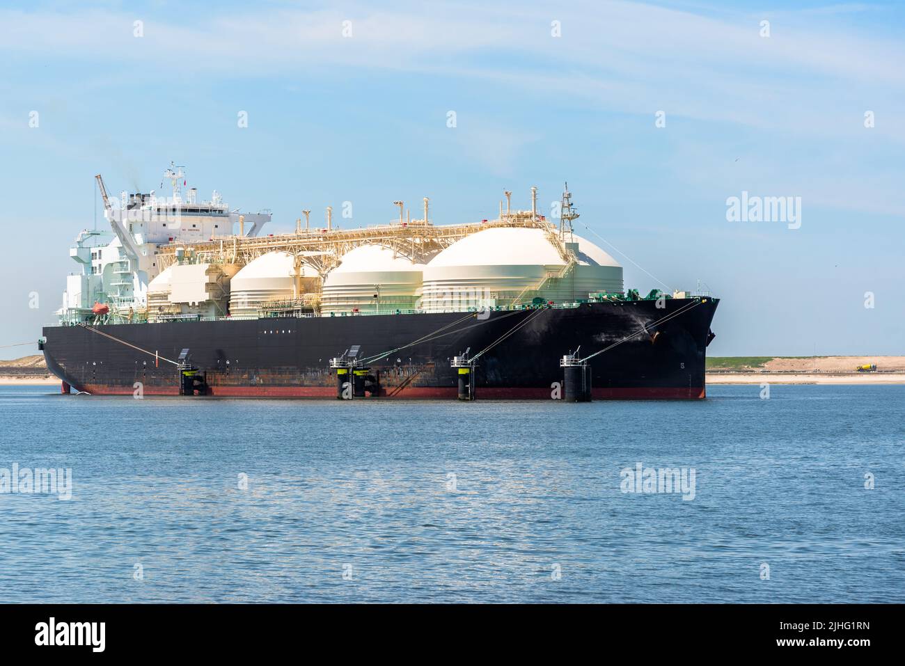 Lng tanker hi-res stock photography and images - Alamy
