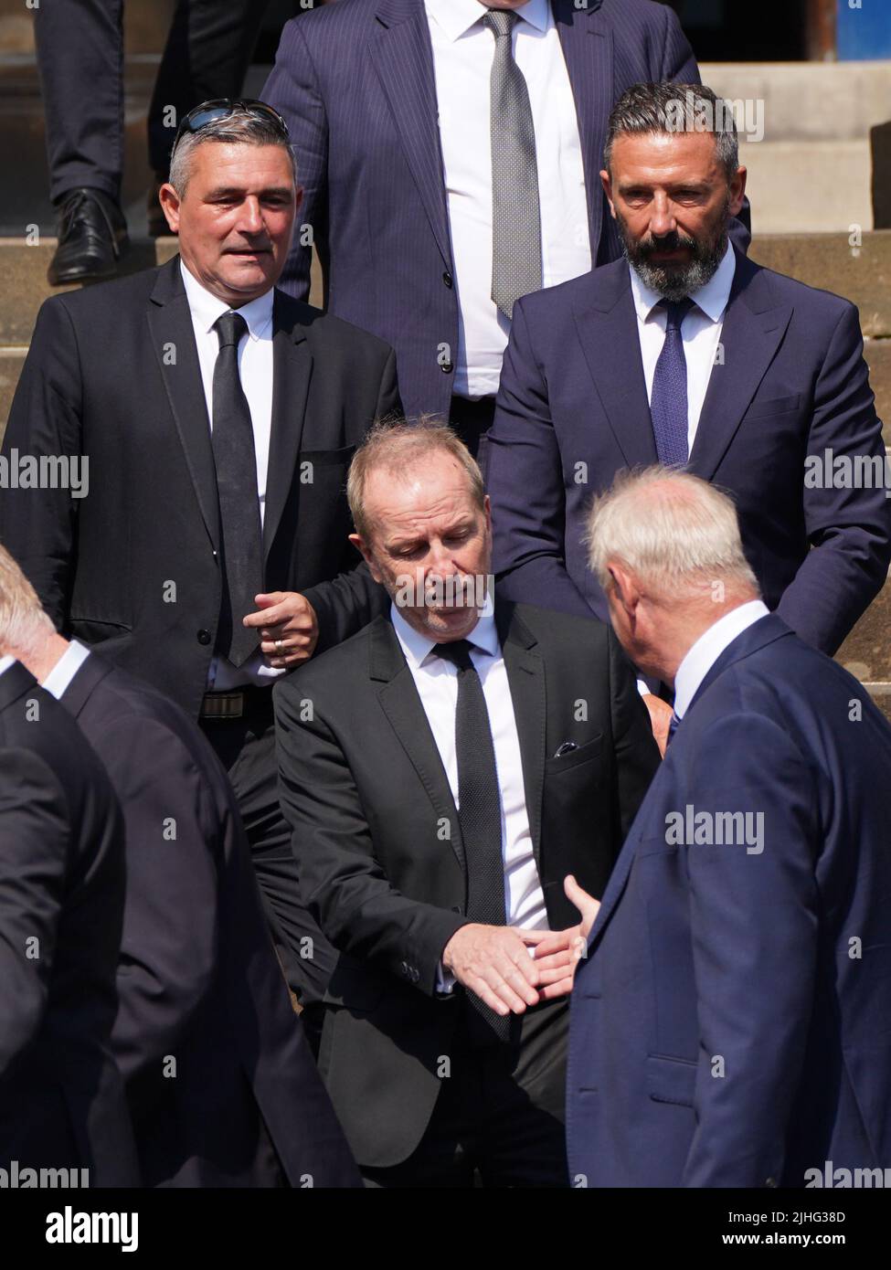 Former Rangers player Trevor Steven (front centre) with former Rangers ...