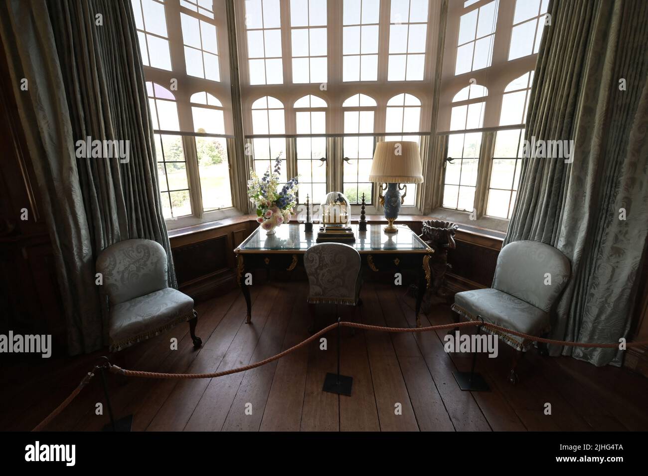 Leeds castle interior hi-res stock photography and images - Alamy