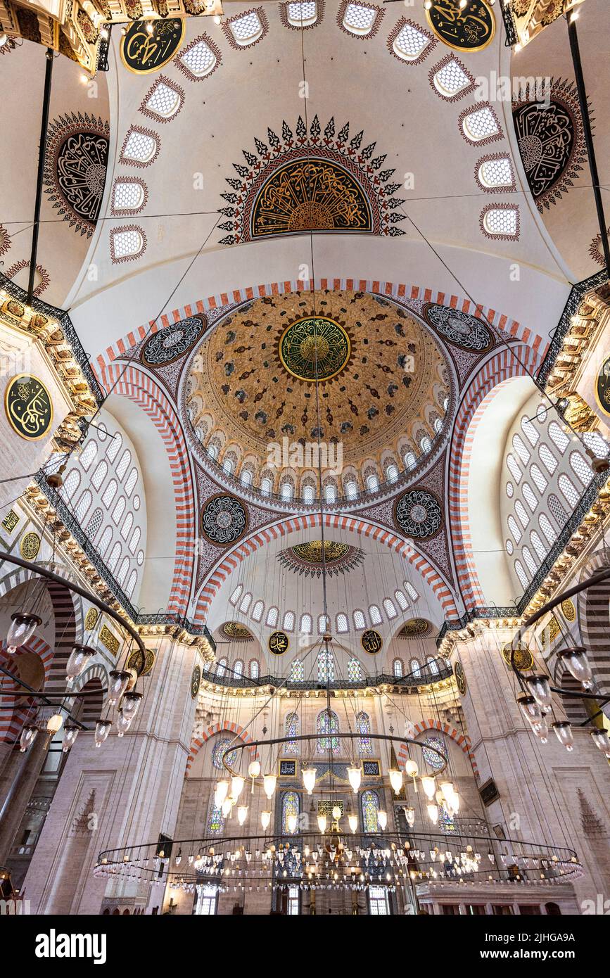 interior of suleymaniye mosque in istanbul turkey Stock Photo - Alamy