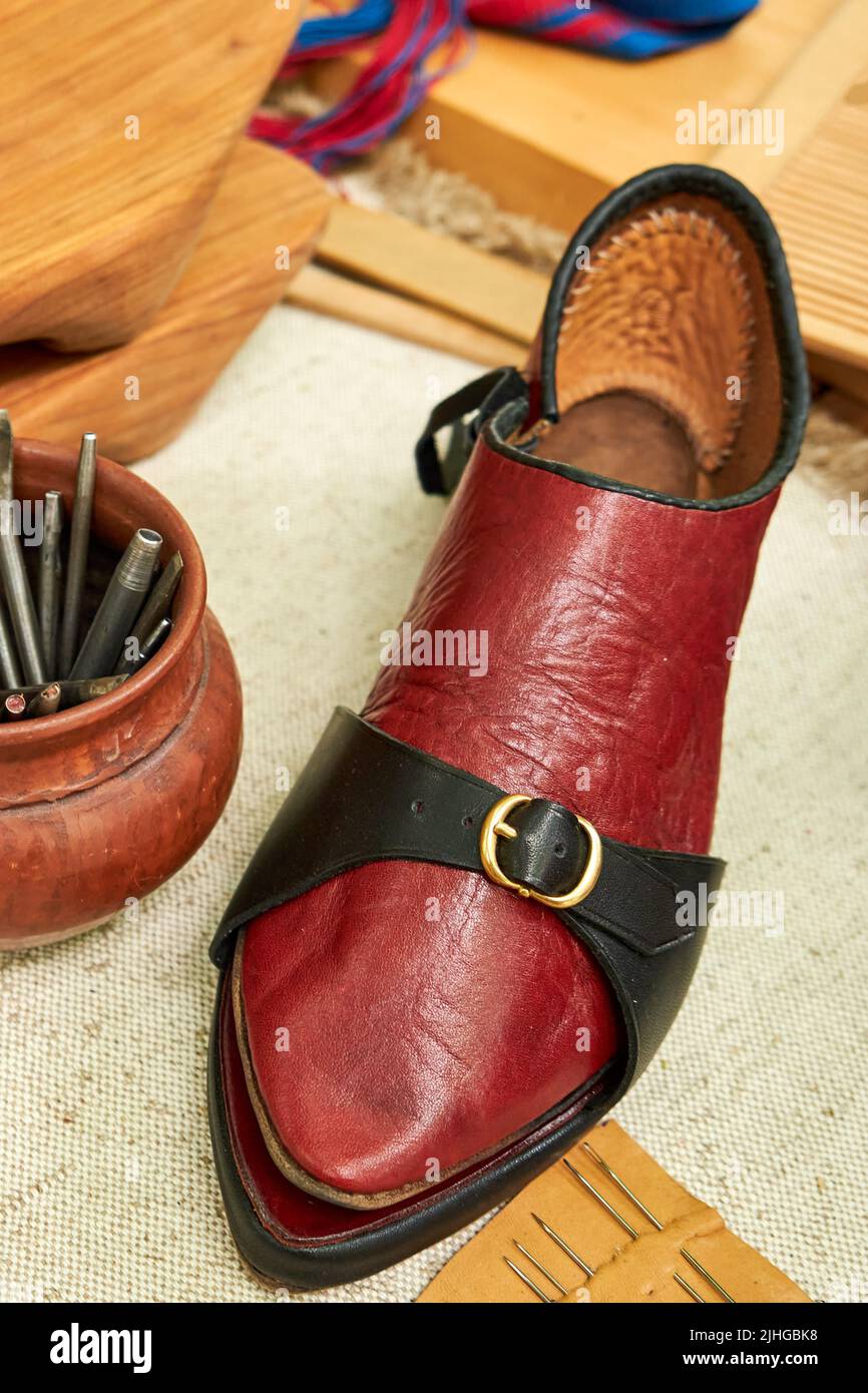 Making medieval vintage leather shoes, items for creating retro boots ...