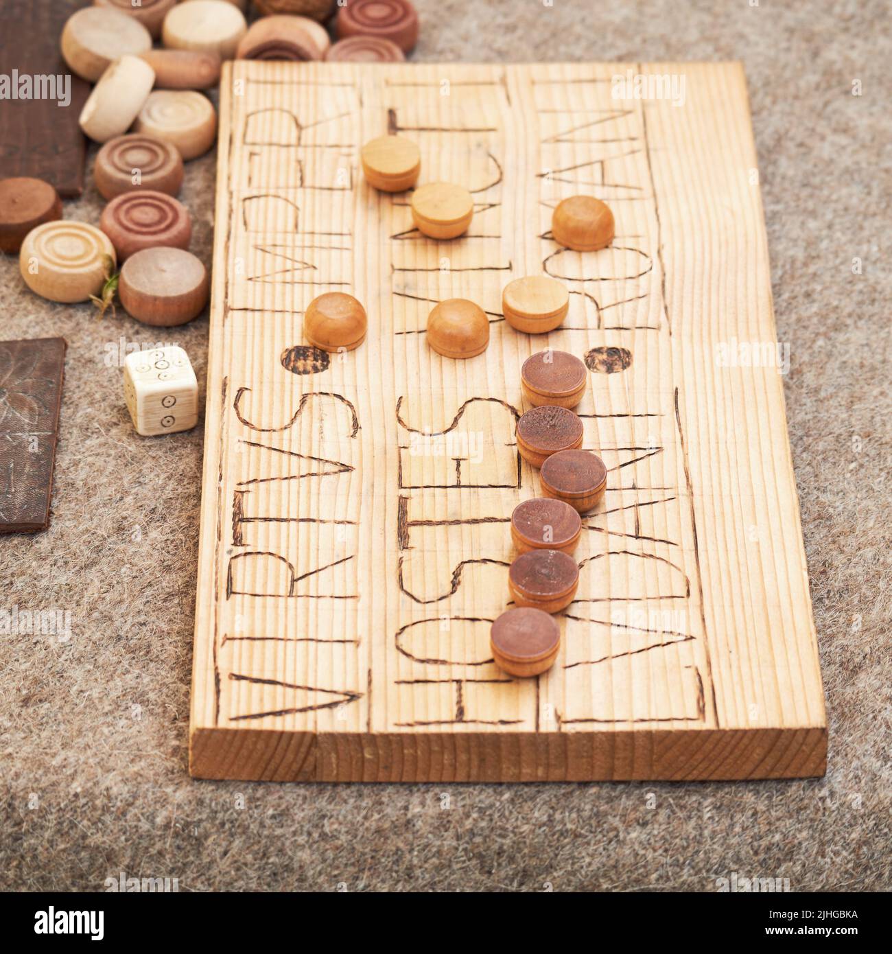 Ludus Duodecim Scriptorum Board Game, 46% OFF