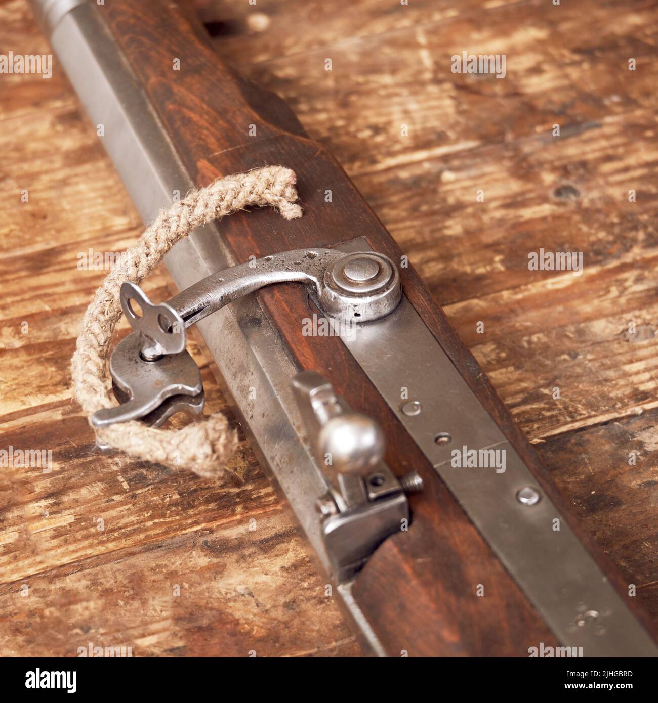 Vintage old musket hand gun hi-res stock photography and images - Alamy