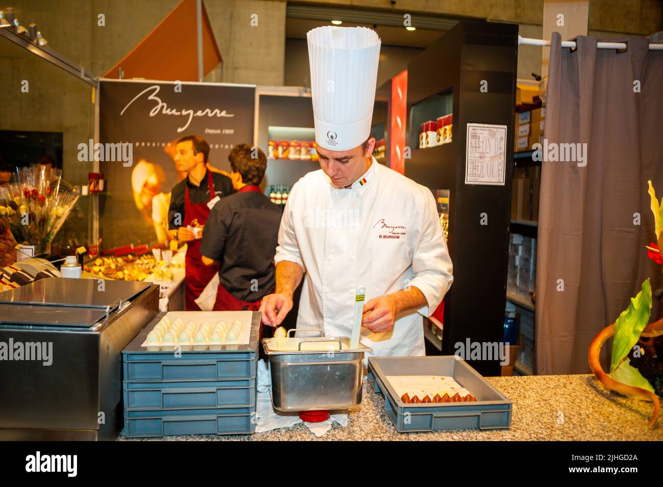 PARIS, FRANCE, French CHef in Uniform, Preparing Chocolate candies at ...