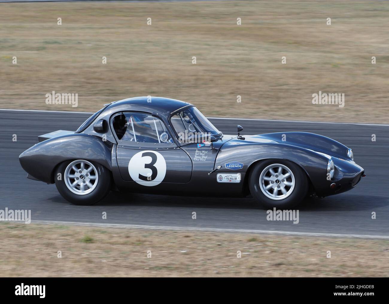 Ginetta g4r hi-res stock photography and images - Alamy
