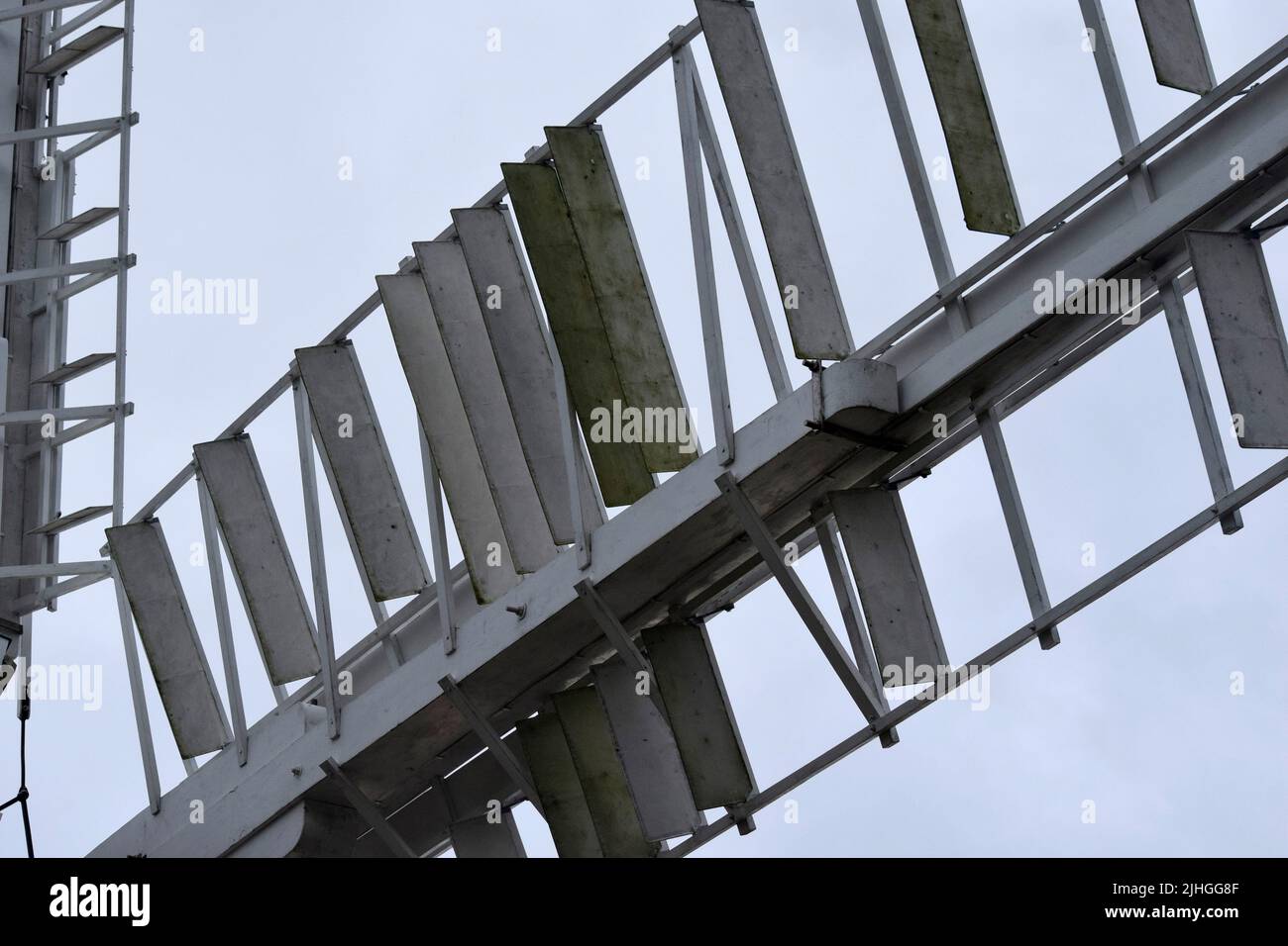 Horizontal and vertical sails hi-res stock photography and images - Alamy