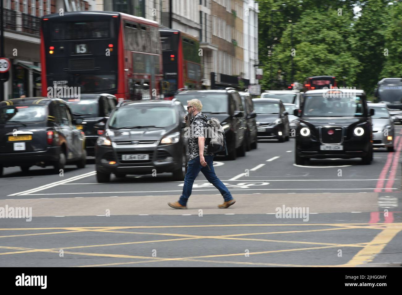 Traffic on Baker Street intersection, London, UK Stock Photo - Alamy