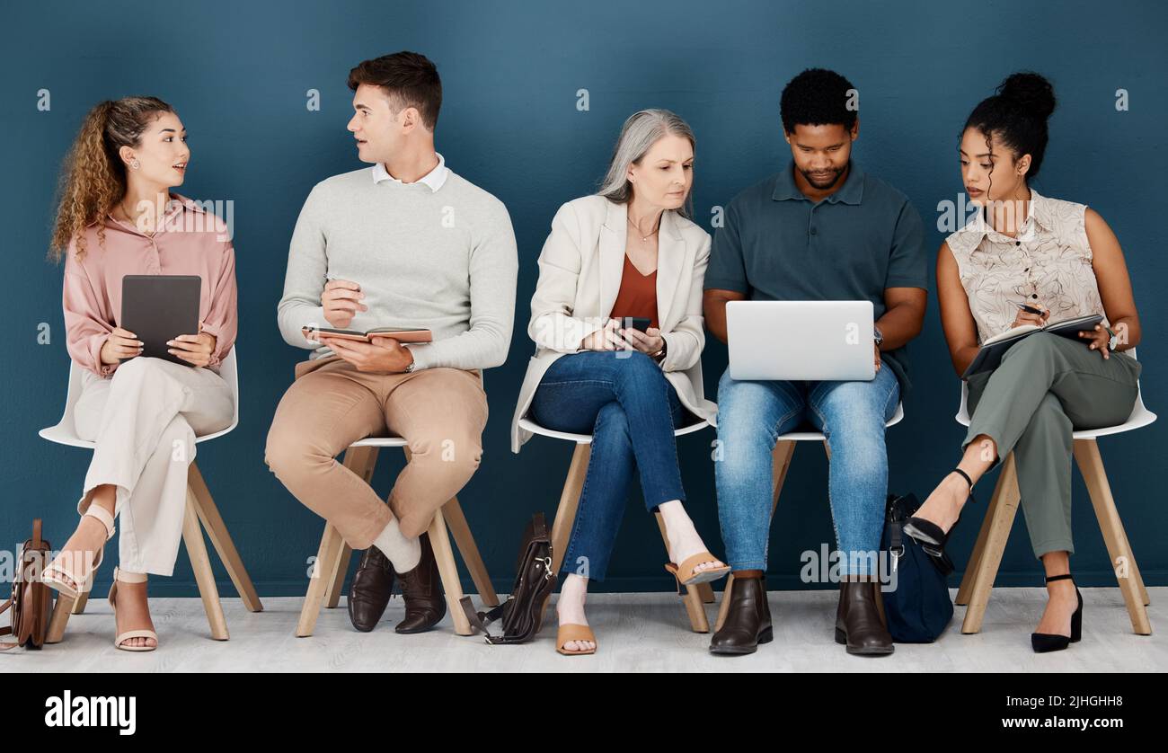 Person sitting on chairs office hi-res stock photography and images - Alamy