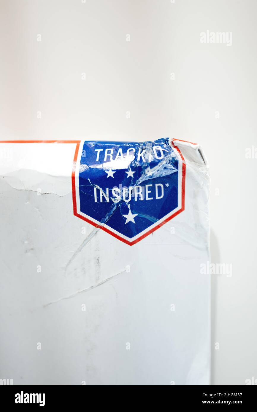 Tracked delivery hi-res stock photography and images - Alamy