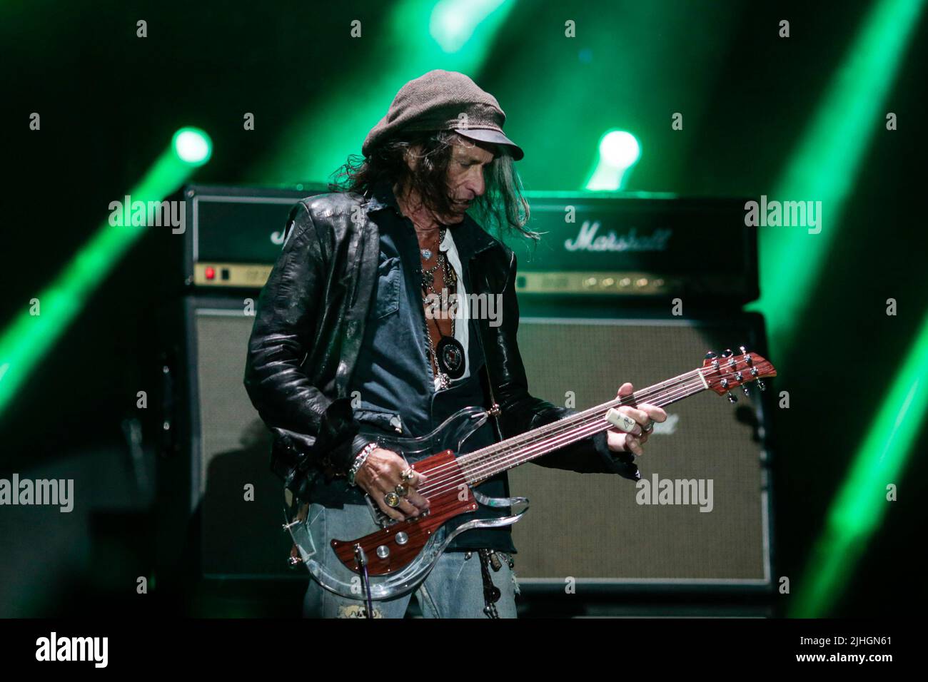 Joe perry project hi-res stock photography and images - Alamy