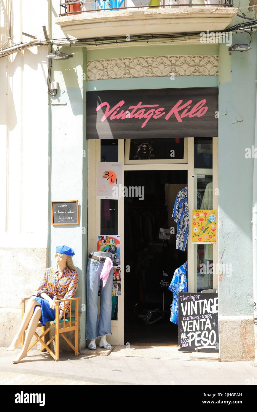 Russafa, Valencia's trendy neighbourhood and cultural and artistic hub ...