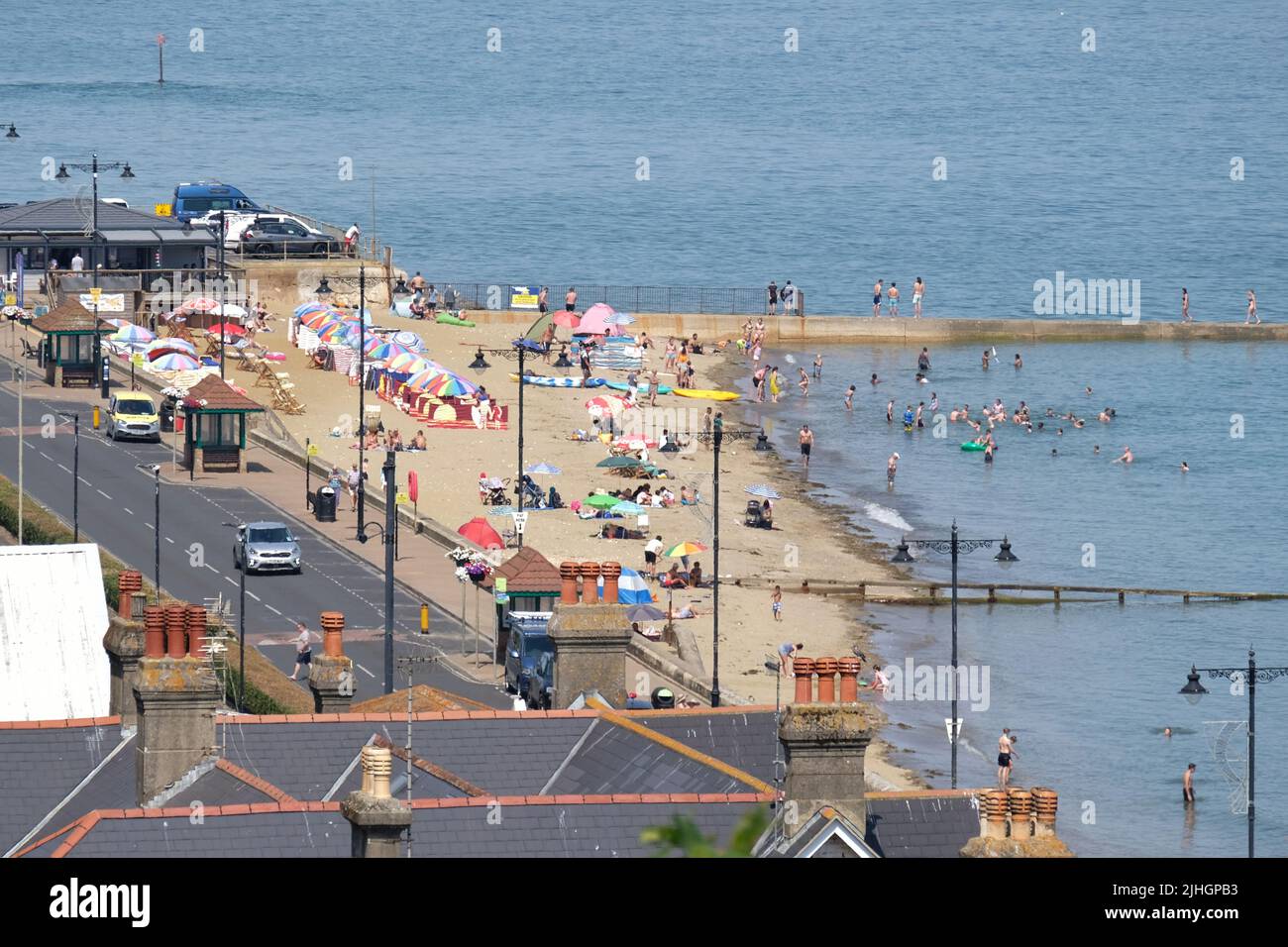 Shanklin, UK, 18th July, 2022. Visitors to the Isle of Wight enjoyed ...