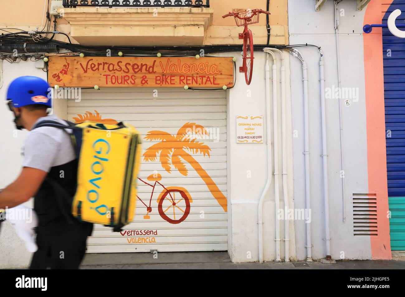 Russafa, Valencia's trendy neighbourhood and cultural and artistic hub ...