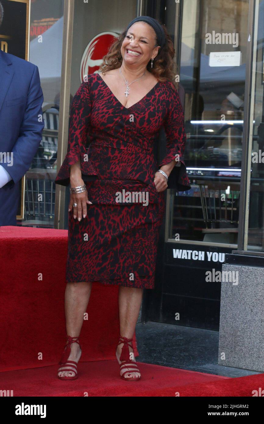 Los Angeles, CA. 15th July, 2022. Debbie Allen at a public appearance ...