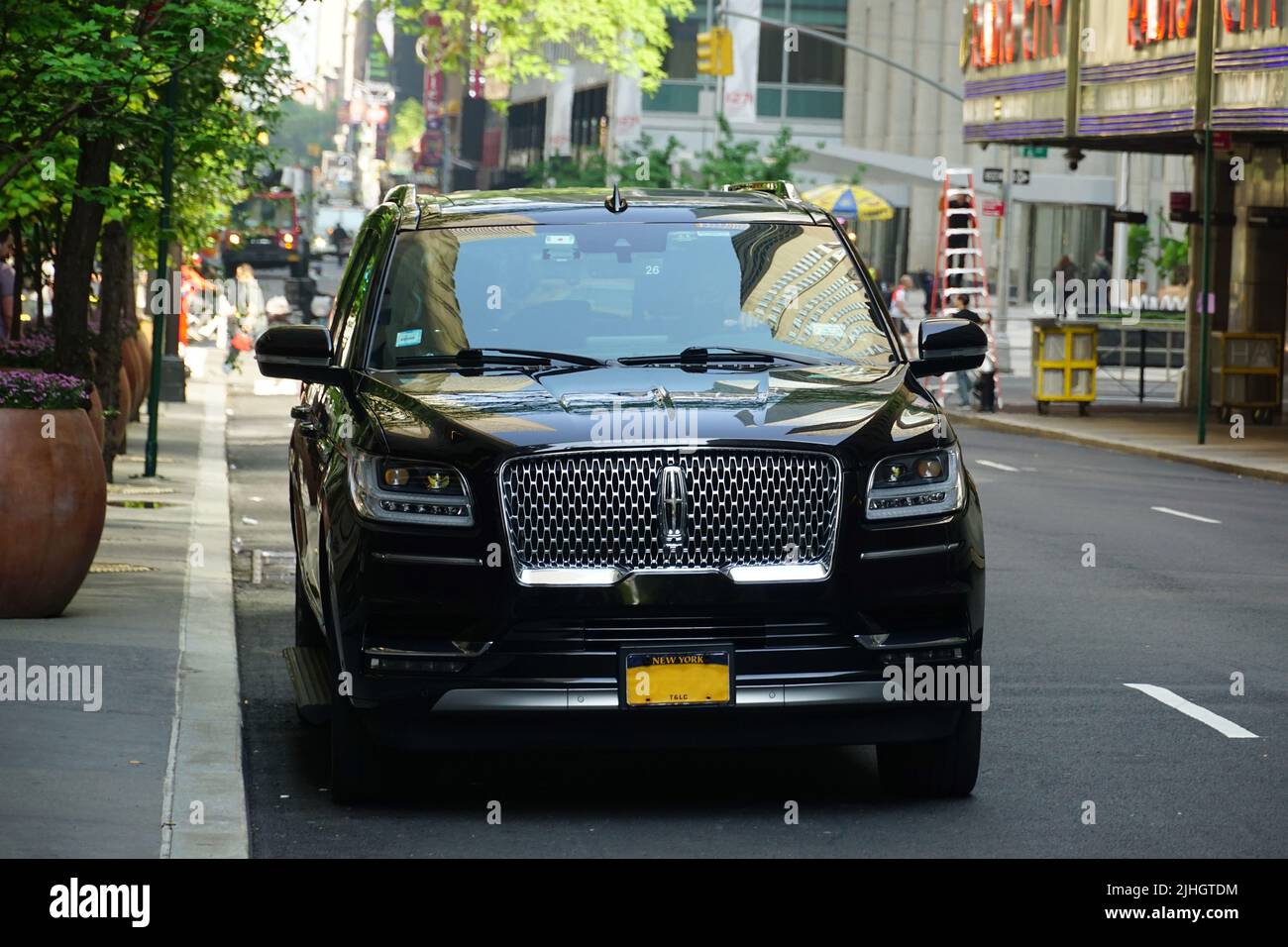 Lincoln Navigator car, New York City (NYC), State of New York, USA ...
