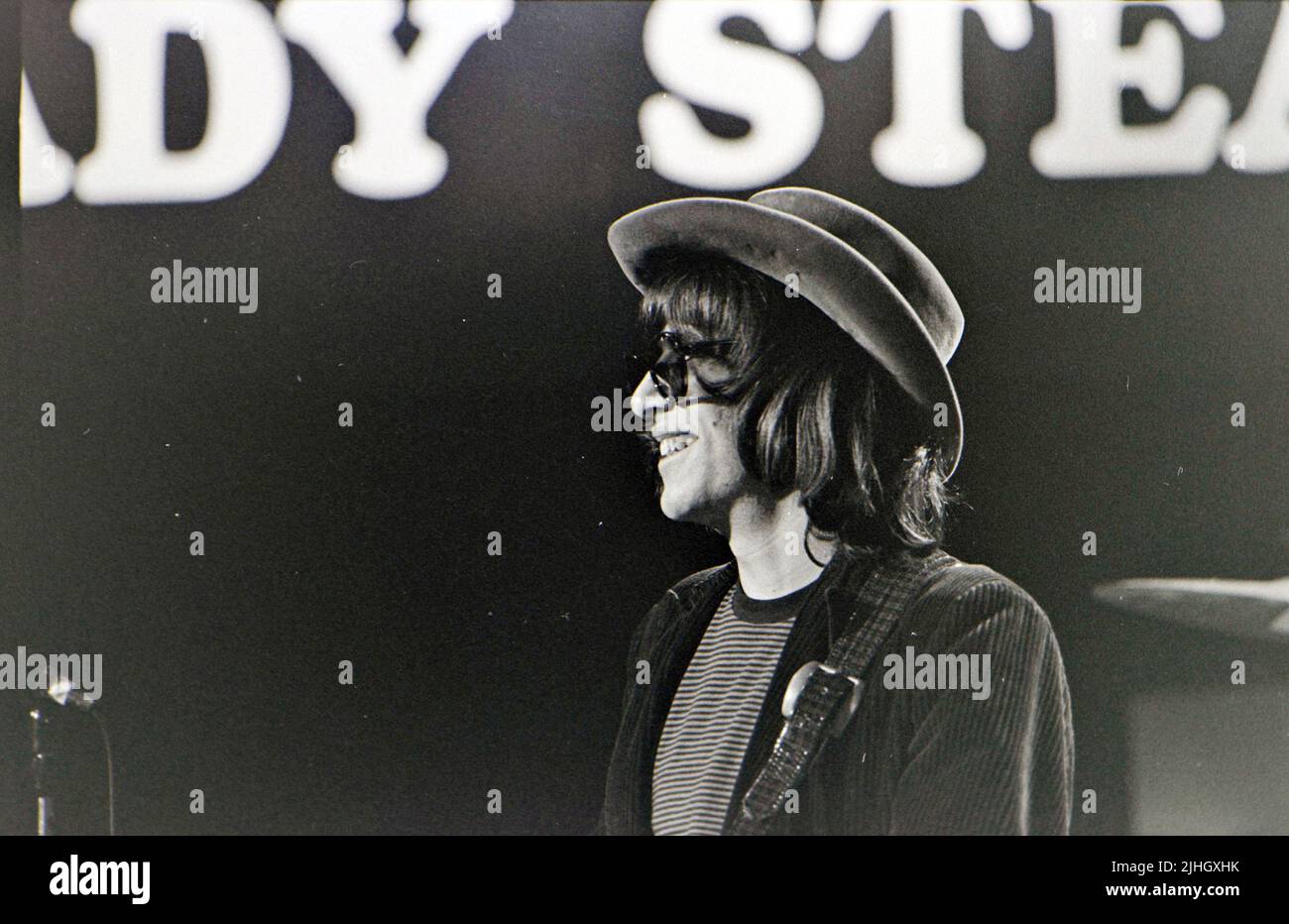 Zal yanovsky hi-res stock photography and images - Alamy