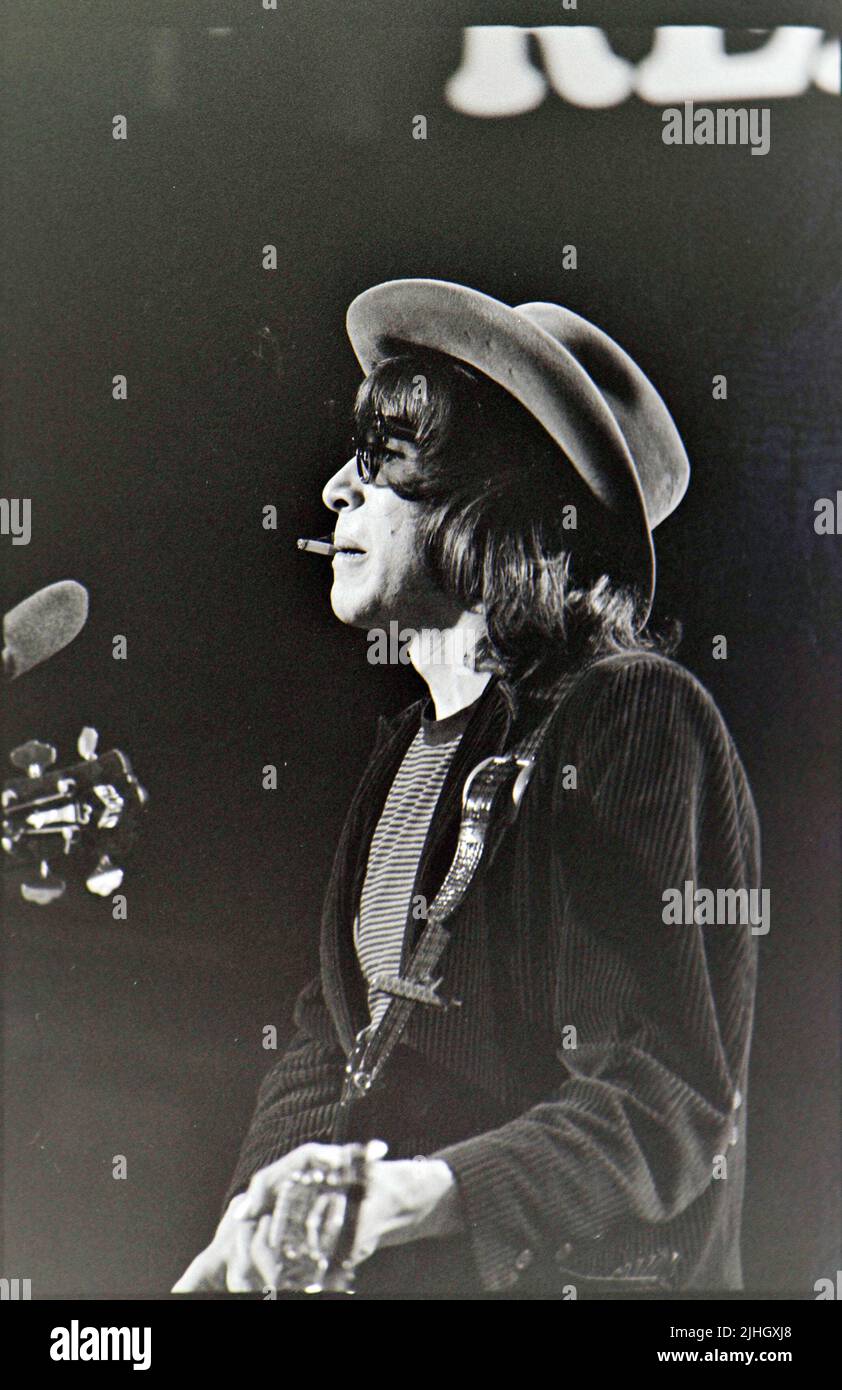 Zal yanovsky hi-res stock photography and images - Alamy