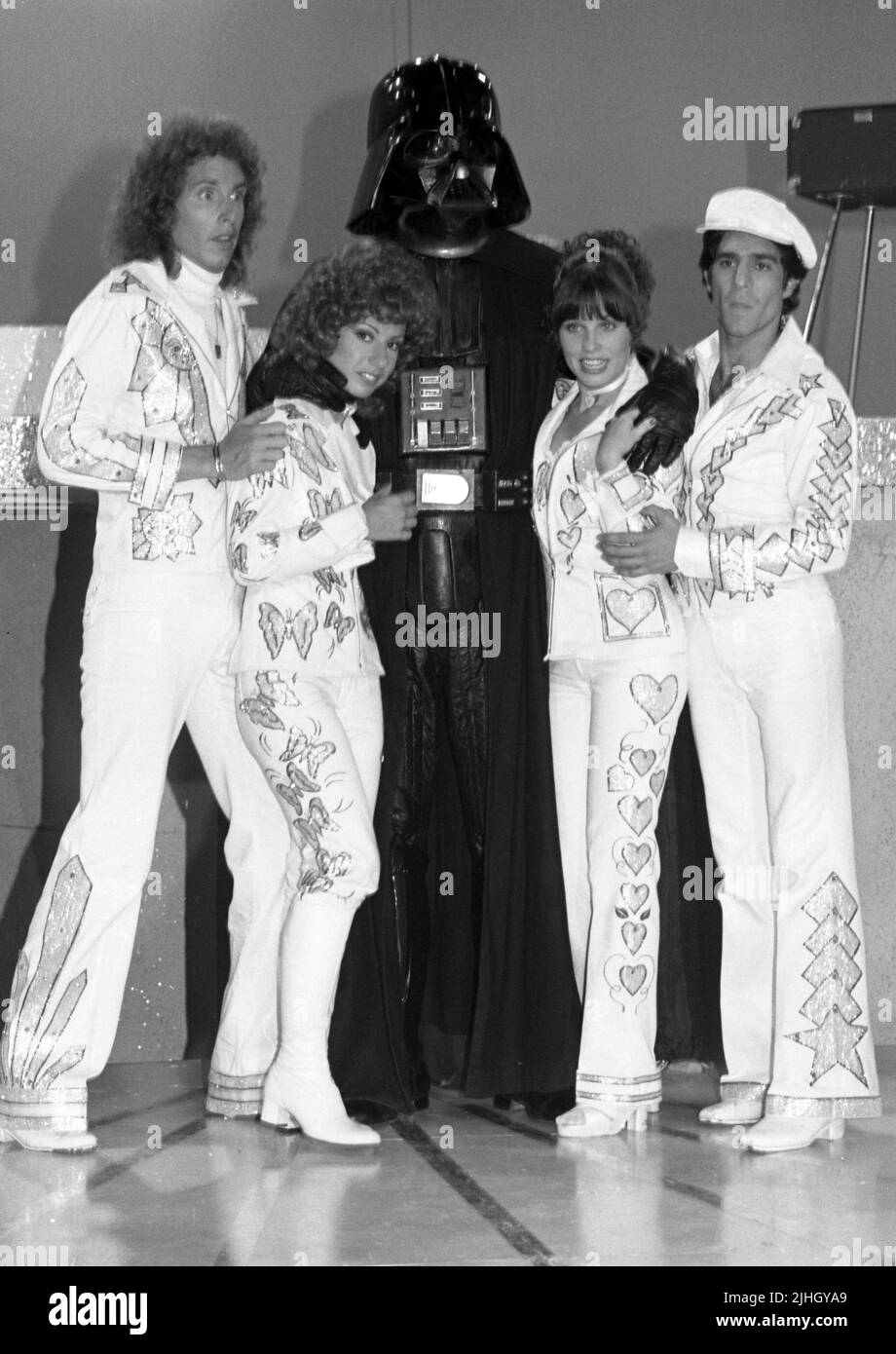 Kaptain Kool And The Kongs cast members - Mickey McMeel, Louise DuArt ...